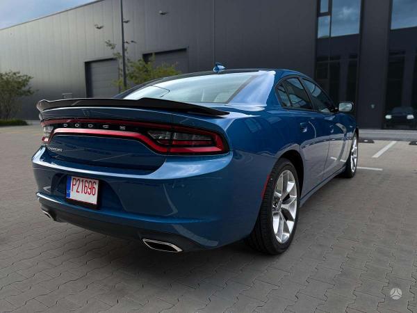 Zils Dodge Charger 2022 Viļņa, ar dzinēja tilpumu 3.60 L un nobraukumu 58 tūkst. km par 24200 €, foto 9 vietnē AUTOMOTO.COM.LV