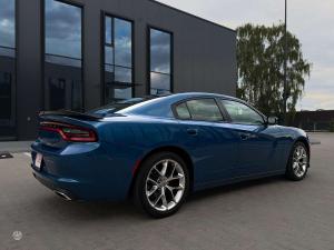 Blue Dodge Charger 2022 in Vilnius, with an engine capacity of 3.60 L and mileage of 58 thousand km for 24200 €, photo 11 on AUTOMOTO.COM.LV
