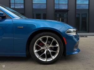 Blue Dodge Charger 2022 in Vilnius, with an engine capacity of 3.60 L and mileage of 58 thousand km for 24200 €, photo 14 on AUTOMOTO.COM.LV