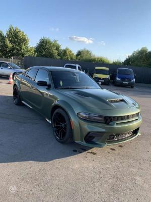 Green Dodge Charger 2021 in Kaunas, with an engine capacity of 5.65 L and mileage of 63 thousand km for 31800 €, photo 3 on AUTOMOTO.COM.LV