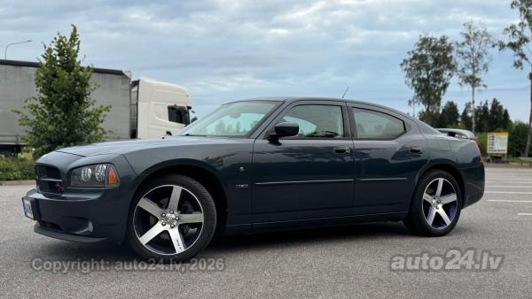 Grey Dodge Charger 2008 in Tallinn, with an engine capacity of 5.70 L and mileage of 250 thousand km for 9990 €, photo 1 on AUTOMOTO.COM.LV