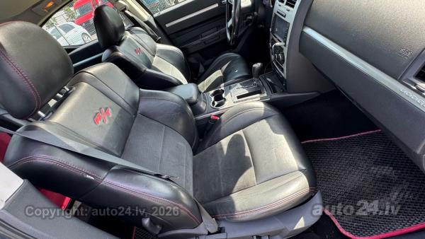 Grey Dodge Charger 2008 in Tallinn, with an engine capacity of 5.70 L and mileage of 250 thousand km for 9990 €, photo 5 on AUTOMOTO.COM.LV