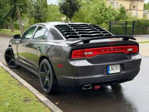 Grey Dodge Charger 2014 in Kaunas, with an engine capacity of 5.65 L and mileage of 260 thousand km for 12950 €, photo 5 on AUTOMOTO.COM.LV