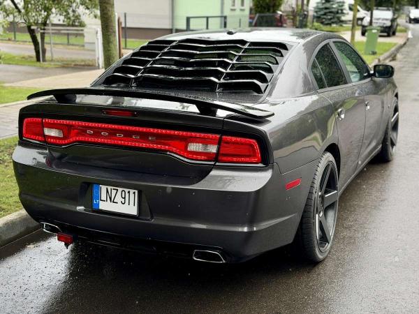 Pelēks Dodge Charger 2014 Kauņa, ar dzinēja tilpumu 5.65 L un nobraukumu 260 tūkst. km par 12950 €, foto 8 vietnē AUTOMOTO.COM.LV
