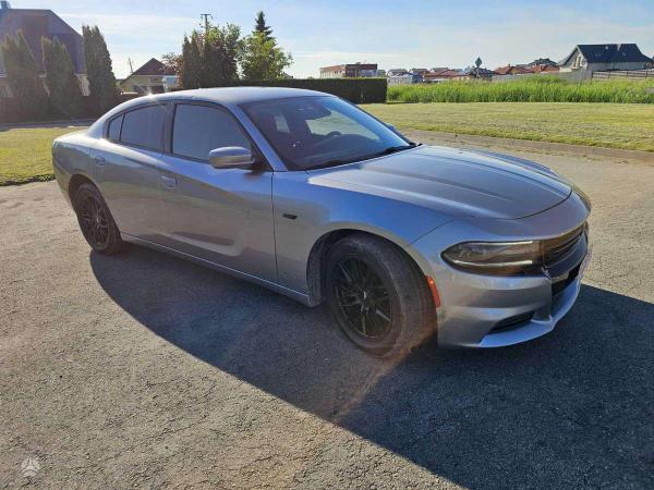 Pelēks Dodge Charger 2015 Klaipėda, ar dzinēja tilpumu 5.65 L un nobraukumu 222 tūkst. km par 12100 €, foto 3 vietnē AUTOMOTO.COM.LV