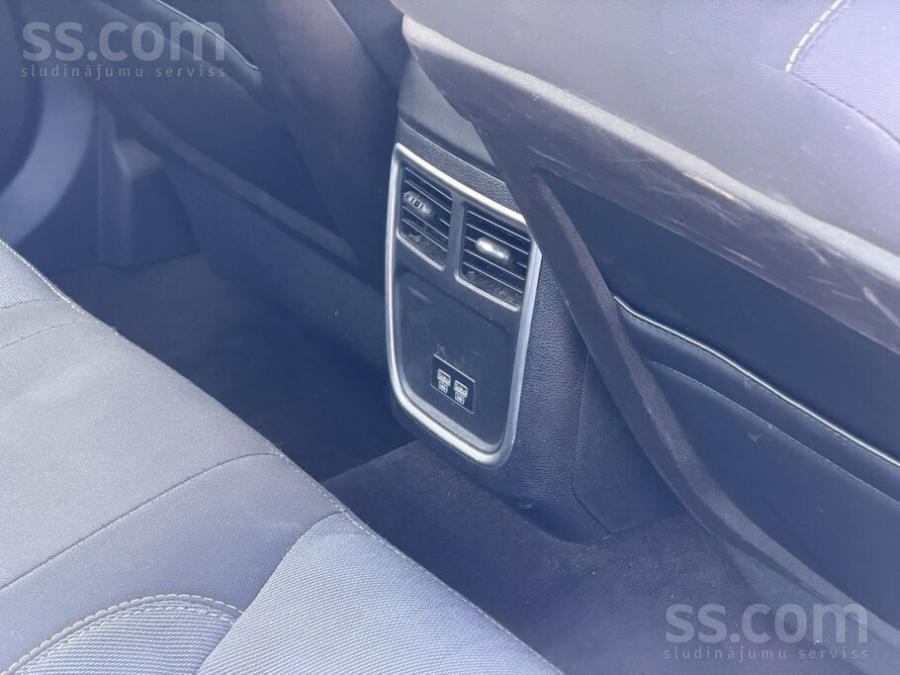 Pelēks Dodge Charger 2015 Rīga, ar dzinēja tilpumu 3.60 L un nobraukumu 158 tūkst. km par 14500 €, foto 10 vietnē AUTOMOTO.COM.LV