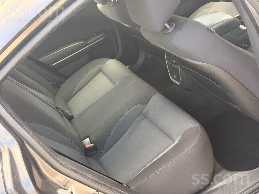 Pelēks Dodge Charger 2015 Rīga, ar dzinēja tilpumu 3.60 L un nobraukumu 158 tūkst. km par 14500 €, foto 13 vietnē AUTOMOTO.COM.LV