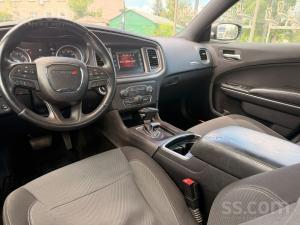 Pelēks Dodge Charger 2015 Rīga, ar dzinēja tilpumu 3.60 L un nobraukumu 158 tūkst. km par 14500 €, foto 14 vietnē AUTOMOTO.COM.LV