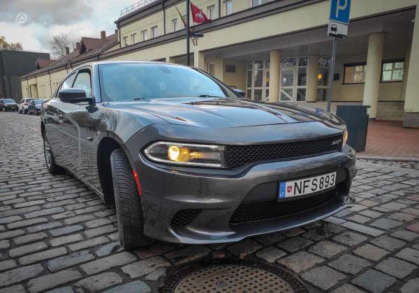 Grey Dodge Charger 2017 in Marijampole, with an engine capacity of 3.60 L and mileage of 209 thousand km for 15800 €, photo 1 on AUTOMOTO.COM.LV