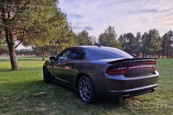 Grey Dodge Charger 2017 in Riga, with an engine capacity of 3.60 L and mileage of 67 thousand km for 17900 €, photo 6 on AUTOMOTO.COM.LV