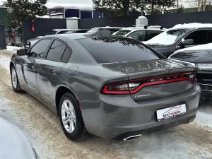 Grey Dodge Charger 2019 in Vilnius, with an engine capacity of 3.60 L and mileage of 178 thousand km for 15999 €, photo 3 on AUTOMOTO.COM.LV