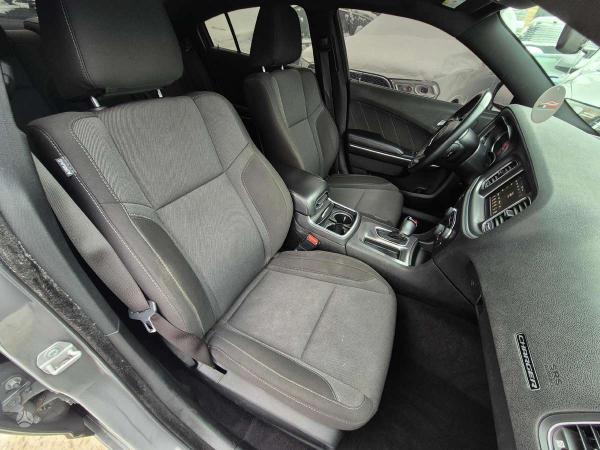 Pelēks Dodge Charger 2019 Viļņa, ar dzinēja tilpumu 3.60 L un nobraukumu 178 tūkst. km par 15999 €, foto 11 vietnē AUTOMOTO.COM.LV