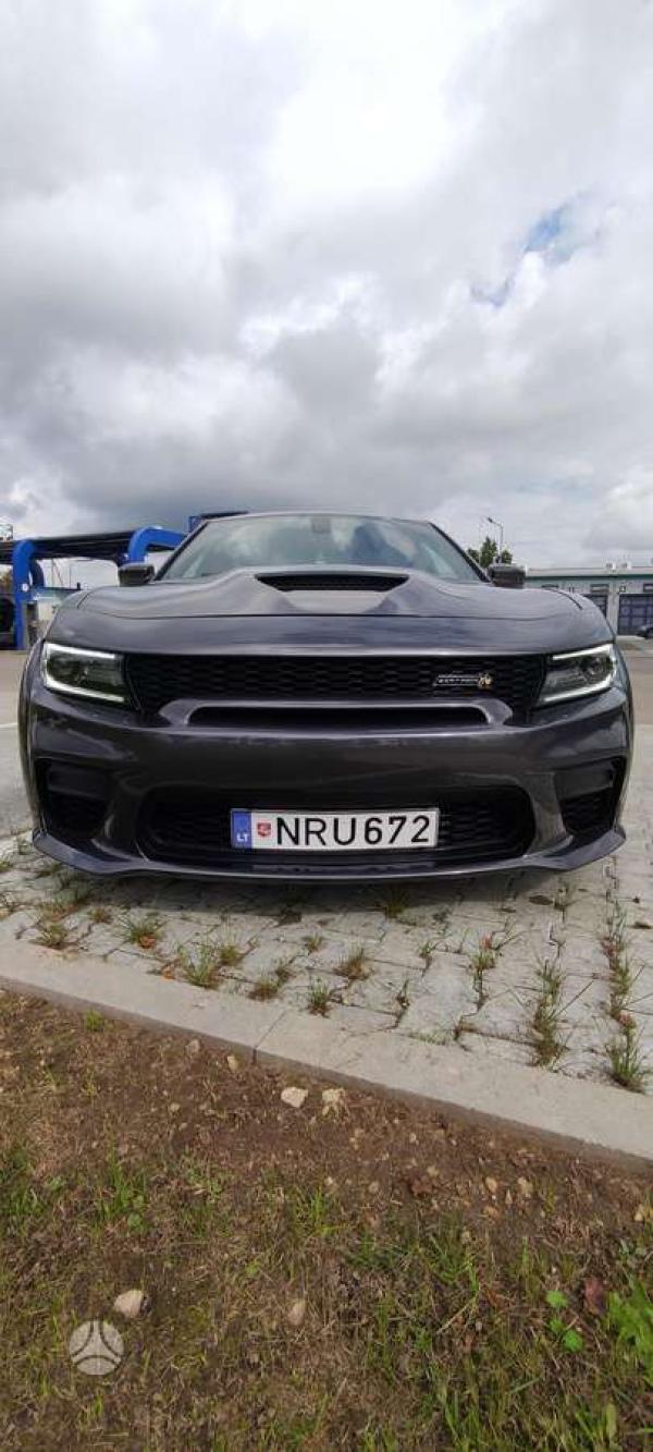 Dodge Charger 2021 in Panevezys on AUTOMOTO.COM.LV Grey Dodge Charger 2021 in Panevezys, with an engine capacity of 6.42 L and mileage of 78 thousand km for 28900 €, photo 8 on AUTOMOTO.COM.LV