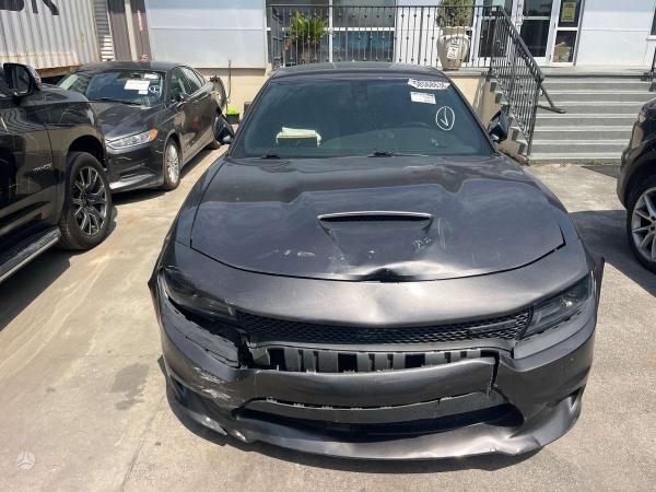 Pelēks Dodge Charger 2021 Ukmergė, ar dzinēja tilpumu 3.60 L un nobraukumu 128 tūkst. km par 8990 €, foto 3 vietnē AUTOMOTO.COM.LV