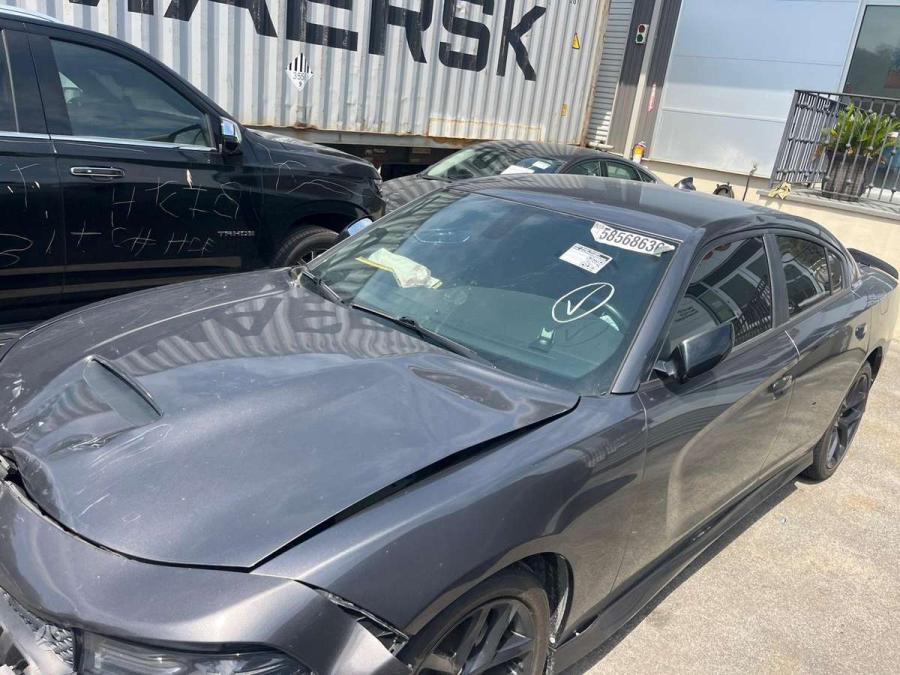 Grey Dodge Charger 2021 in Ukmerge, with an engine capacity of 3.60 L and mileage of 128 thousand km for 8990 €, photo 5 on AUTOMOTO.COM.LV