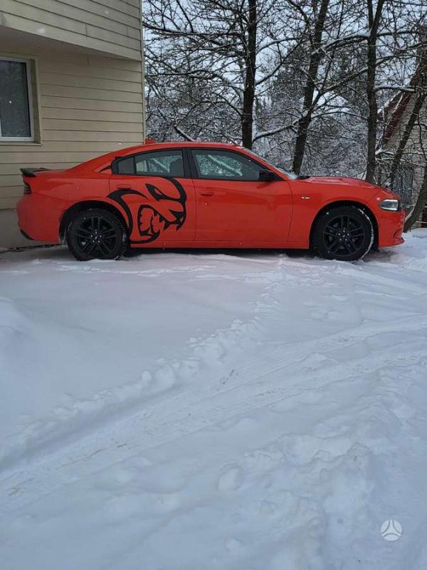 Oranžs Dodge Charger 2019 Kauņa, ar dzinēja tilpumu 3.60 L un nobraukumu 51 tūkst. km par 19200 €, foto 3 vietnē AUTOMOTO.COM.LV