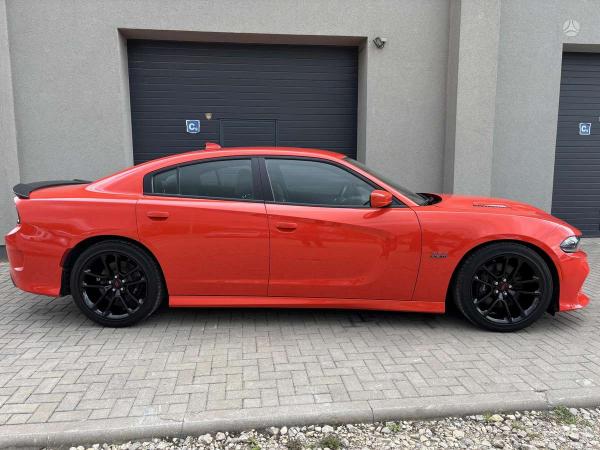 Orange Dodge Charger 2022 in Panevezys, with an engine capacity of 6.42 L and mileage of 33 thousand km for 31900 €, photo 11 on AUTOMOTO.COM.LV