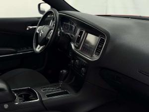 Sarkans Dodge Charger 2014 Viļņa, ar dzinēja tilpumu 5.65 L un nobraukumu 233 tūkst. km par 12800 €, foto 15 vietnē AUTOMOTO.COM.LV