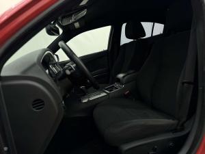 Sarkans Dodge Charger 2014 Viļņa, ar dzinēja tilpumu 5.65 L un nobraukumu 233 tūkst. km par 12800 €, foto 11 vietnē AUTOMOTO.COM.LV