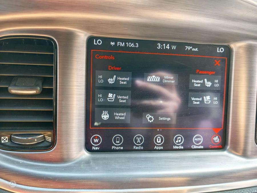 Sarkans Dodge Charger 2017 Šauļi, ar dzinēja tilpumu 3.60 L un nobraukumu 181 tūkst. km par 9559 €, foto 11 vietnē AUTOMOTO.COM.LV
