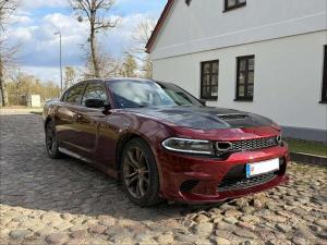 Red Dodge Charger 2018 in Kaunas, with an engine capacity of 3.61 L and mileage of 186 thousand km for 17890 €, photo 4 on AUTOMOTO.COM.LV