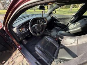 Red Dodge Charger 2018 in Kaunas, with an engine capacity of 3.61 L and mileage of 186 thousand km for 17890 €, photo 17 on AUTOMOTO.COM.LV