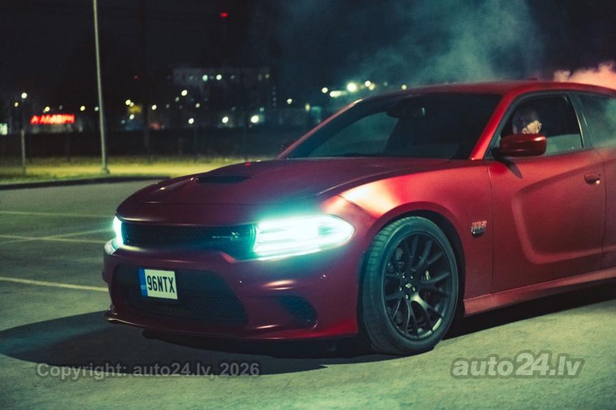 Red Dodge Charger 2019 in Tallinn, with an engine capacity of 6.40 L and mileage of 90 thousand km for 32900 €, photo 20 on AUTOMOTO.COM.LV