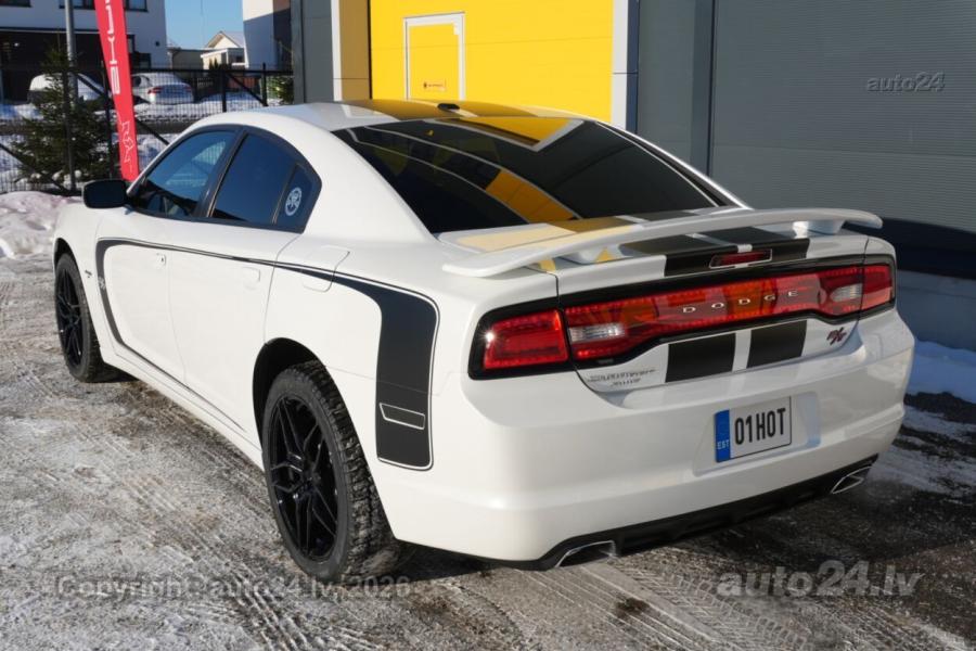 Dodge Charger 2013 in Tallinn, with an engine capacity of 5.70 L and mileage of 310 thousand km for 24000 €, photo 4 on AUTOMOTO.COM.LV