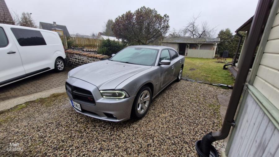 Dodge Charger 2014 in Voru, with an engine capacity of 5.70 L and mileage of 330 thousand km for 10300 €, photo 16 on AUTOMOTO.COM.LV