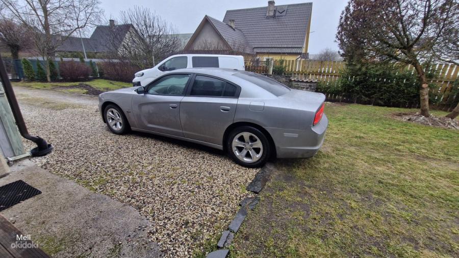 Dodge Charger 2014 in Voru, with an engine capacity of 5.70 L and mileage of 330 thousand km for 10300 €, photo 22 on AUTOMOTO.COM.LV