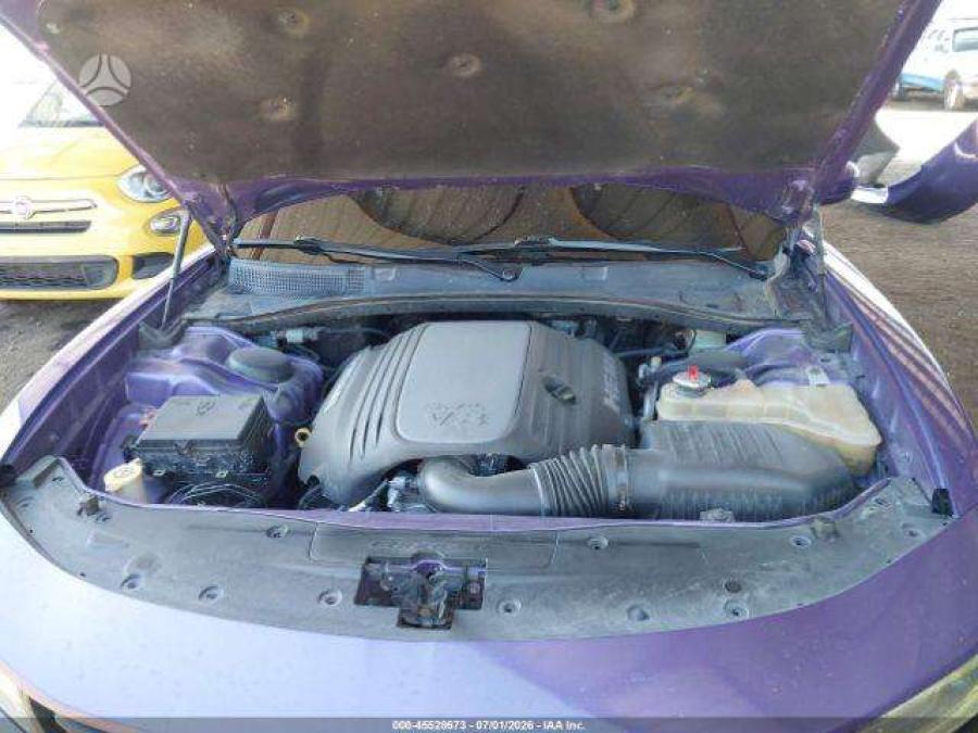 Violet Dodge Charger 2016 in Klaipeda, with an engine capacity of 5.70 L and mileage of 239 thousand km for 6500 €, photo 11 on AUTOMOTO.COM.LV