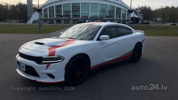 Balts Dodge Charger 2015 Tallina, ar dzinēja tilpumu 3.60 L un nobraukumu 226 tūkst. km par 19000 €, foto 5 vietnē AUTOMOTO.COM.LV