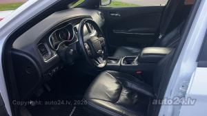 Белый Додж Чарджер 2015 в Таллин, объемом двигателя 3.60 л и пробегом 226 тыс. км за 19000 €, фото 8 на AUTOMOTO.COM.LV