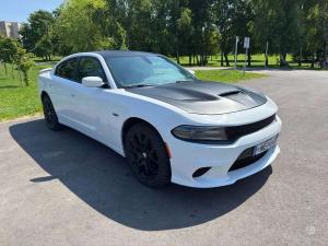 White Dodge Charger 2018 in Telschi, with an engine capacity of 3.60 L and mileage of 155 thousand km for 16000 €, photo 3 on AUTOMOTO.COM.LV