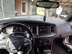White Dodge Charger 2018 in Telschi, with an engine capacity of 3.60 L and mileage of 155 thousand km for 16000 €, photo 9 on AUTOMOTO.COM.LV