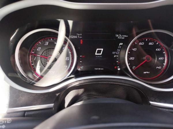 White Dodge Charger 2018 in Telschi, with an engine capacity of 3.60 L and mileage of 155 thousand km for 16000 €, photo 9 on AUTOMOTO.COM.LV