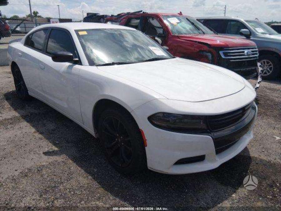 Dzeltens Dodge Charger 2018 Klaipėda, ar dzinēja tilpumu 3.60 L un nobraukumu 134 tūkst. km par 5000 €, foto 1 vietnē AUTOMOTO.COM.LV