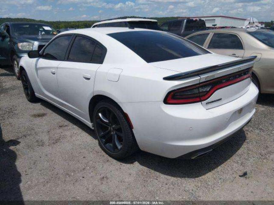 Dzeltens Dodge Charger 2018 Klaipėda, ar dzinēja tilpumu 3.60 L un nobraukumu 134 tūkst. km par 5000 €, foto 4 vietnē AUTOMOTO.COM.LV