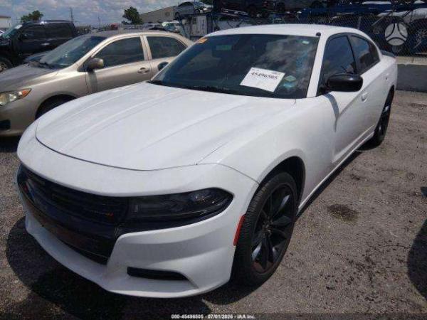 Dzeltens Dodge Charger 2018 Klaipėda, ar dzinēja tilpumu 3.60 L un nobraukumu 134 tūkst. km par 5000 €, foto 6 vietnē AUTOMOTO.COM.LV