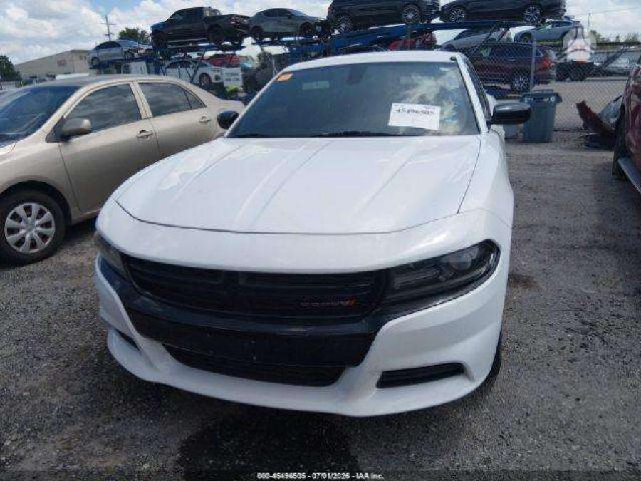 Dzeltens Dodge Charger 2018 Klaipėda, ar dzinēja tilpumu 3.60 L un nobraukumu 134 tūkst. km par 5000 €, foto 13 vietnē AUTOMOTO.COM.LV