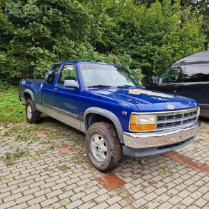 Zils Dodge Dakota 1994 Daugavpils, ar dzinēja tilpumu 5.20 L un nobraukumu 32 tūkst. km par 3900 €, foto 3 vietnē AUTOMOTO.COM.LV