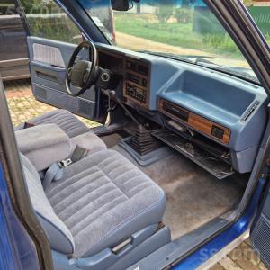 Zils Dodge Dakota 1994 Daugavpils, ar dzinēja tilpumu 5.20 L un nobraukumu 32 tūkst. km par 3900 €, foto 12 vietnē AUTOMOTO.COM.LV