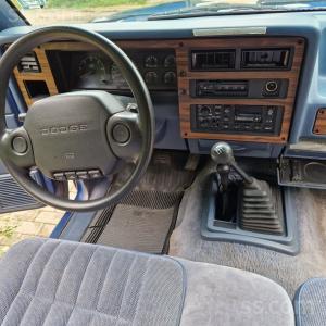 Zils Dodge Dakota 1994 Daugavpils, ar dzinēja tilpumu 5.20 L un nobraukumu 32 tūkst. km par 3900 €, foto 13 vietnē AUTOMOTO.COM.LV