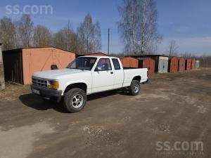 White Dodge Dakota 1994 in Rezekne, with an engine capacity of 3.90 L and mileage of 149 thousand km for 7700 €, photo 3 on AUTOMOTO.COM.LV