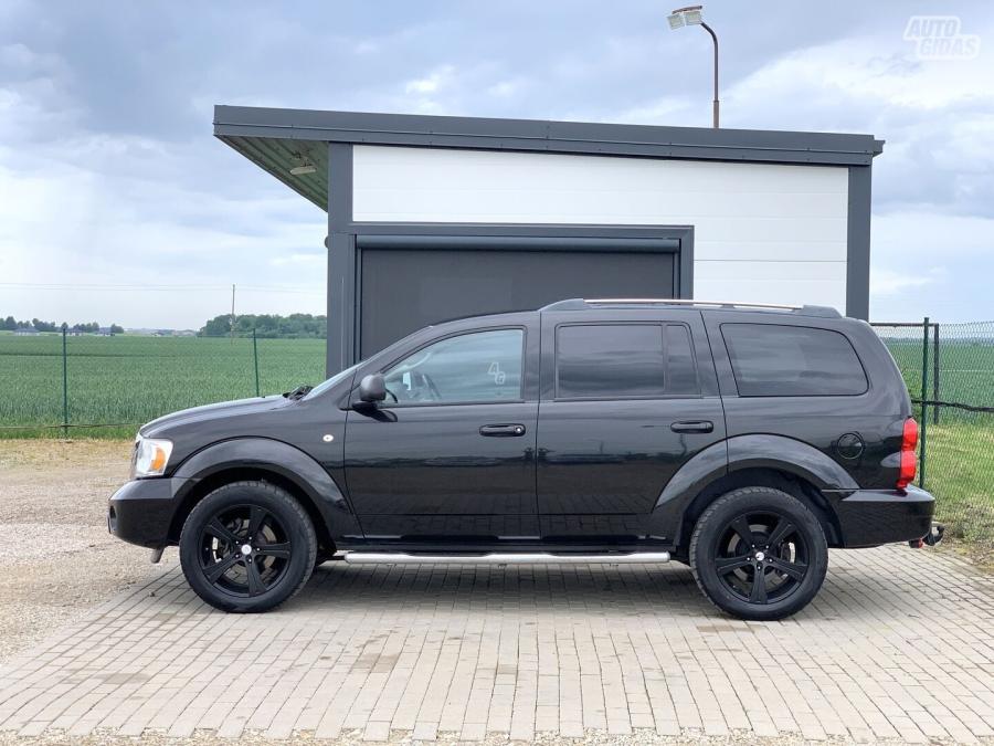 Black Dodge Durango 2007 in Kaunas, with an engine capacity of 5.70 L and mileage of 308 thousand km for 7999 €, photo 10 on AUTOMOTO.COM.LV