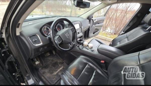 Black Dodge Durango 2011 in Siauliai, with an engine capacity of 5.70 L and mileage of 302 thousand km for 5950 €, photo 3 on AUTOMOTO.COM.LV