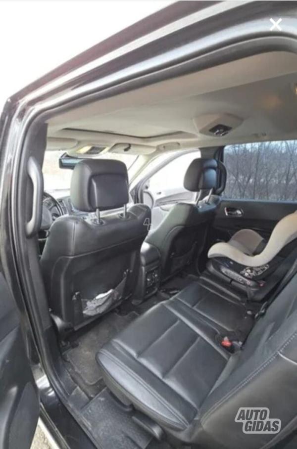 Black Dodge Durango 2011 in Siauliai, with an engine capacity of 5.70 L and mileage of 302 thousand km for 5950 €, photo 4 on AUTOMOTO.COM.LV