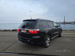 Melns Dodge Durango 2013 Tallina, ar dzinēja tilpumu 5.70 L un nobraukumu 0 tūkst. km par 15000 €, foto 4 vietnē AUTOMOTO.COM.LV