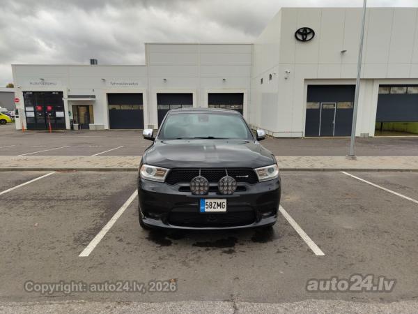 Black Dodge Durango 2013 in Tallinn, with an engine capacity of 3.60 L and mileage of 265 thousand km for 17500 €, photo 8 on AUTOMOTO.COM.LV