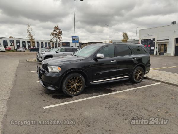 Black Dodge Durango 2013 in Tallinn, with an engine capacity of 3.60 L and mileage of 265 thousand km for 17500 €, photo 10 on AUTOMOTO.COM.LV